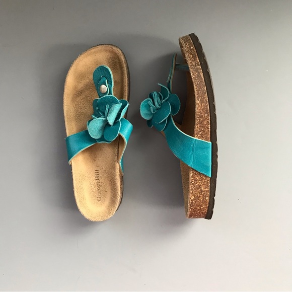 Garnet Hill | Shoes | Garnet Hill Girls Leather Slip On Cork Sandal 3 ...